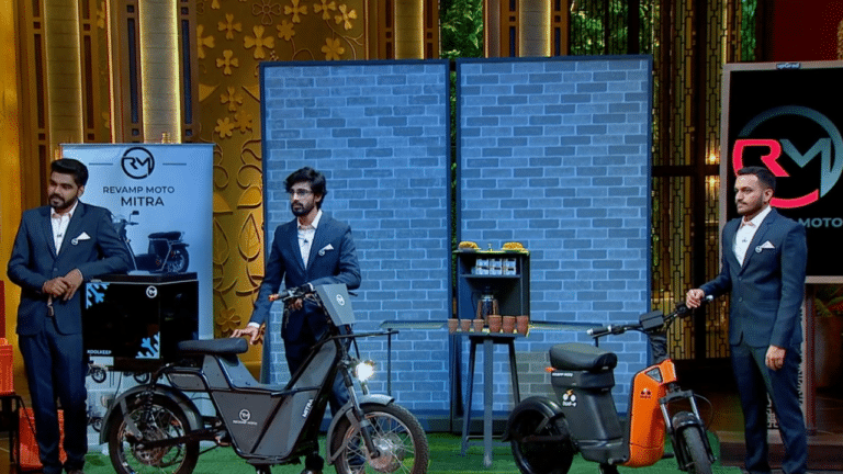 Revamp Moto: Revolutionizing Electric Mobility with Modular EVs
